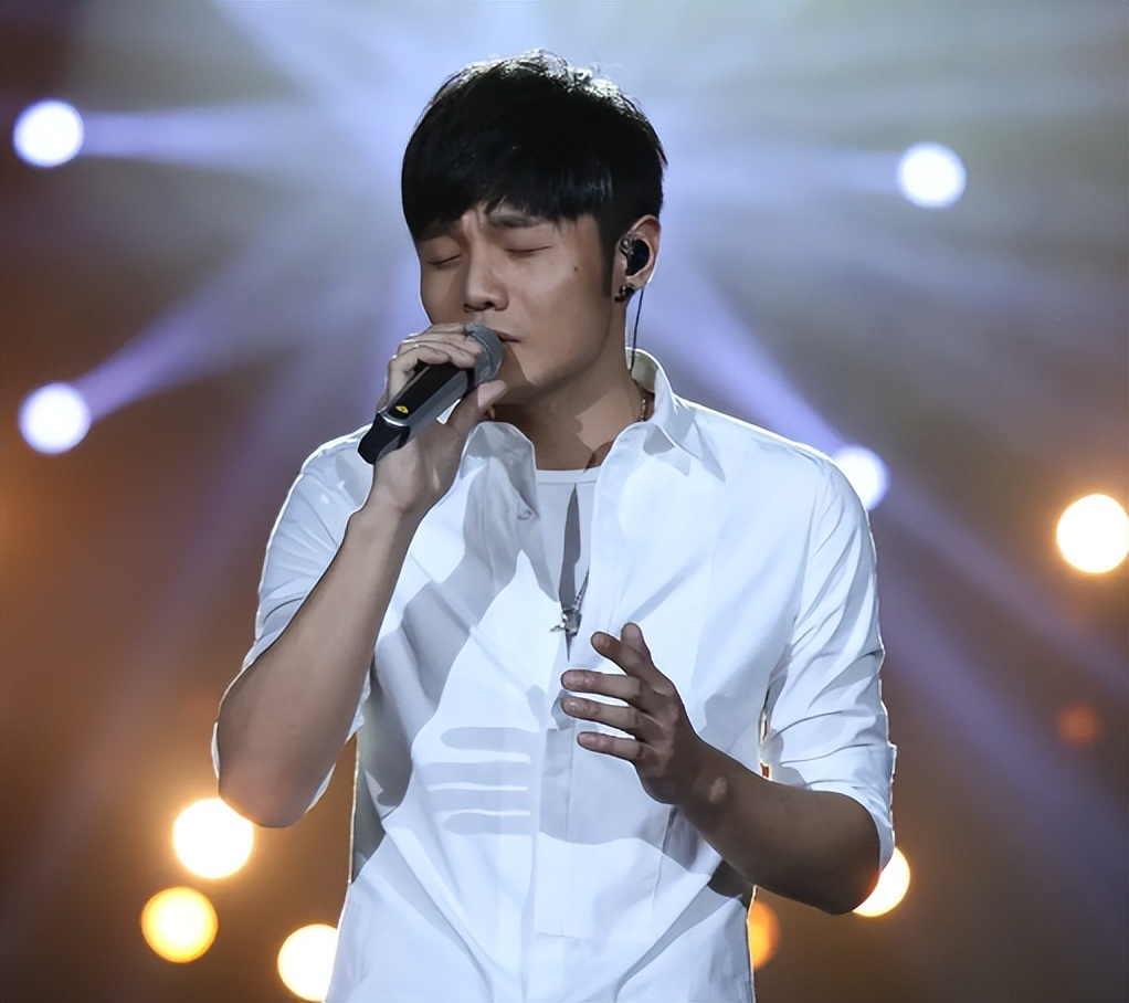 Fame and fortune can't save Li Ronghao who is "fainted by profit" - iMedia