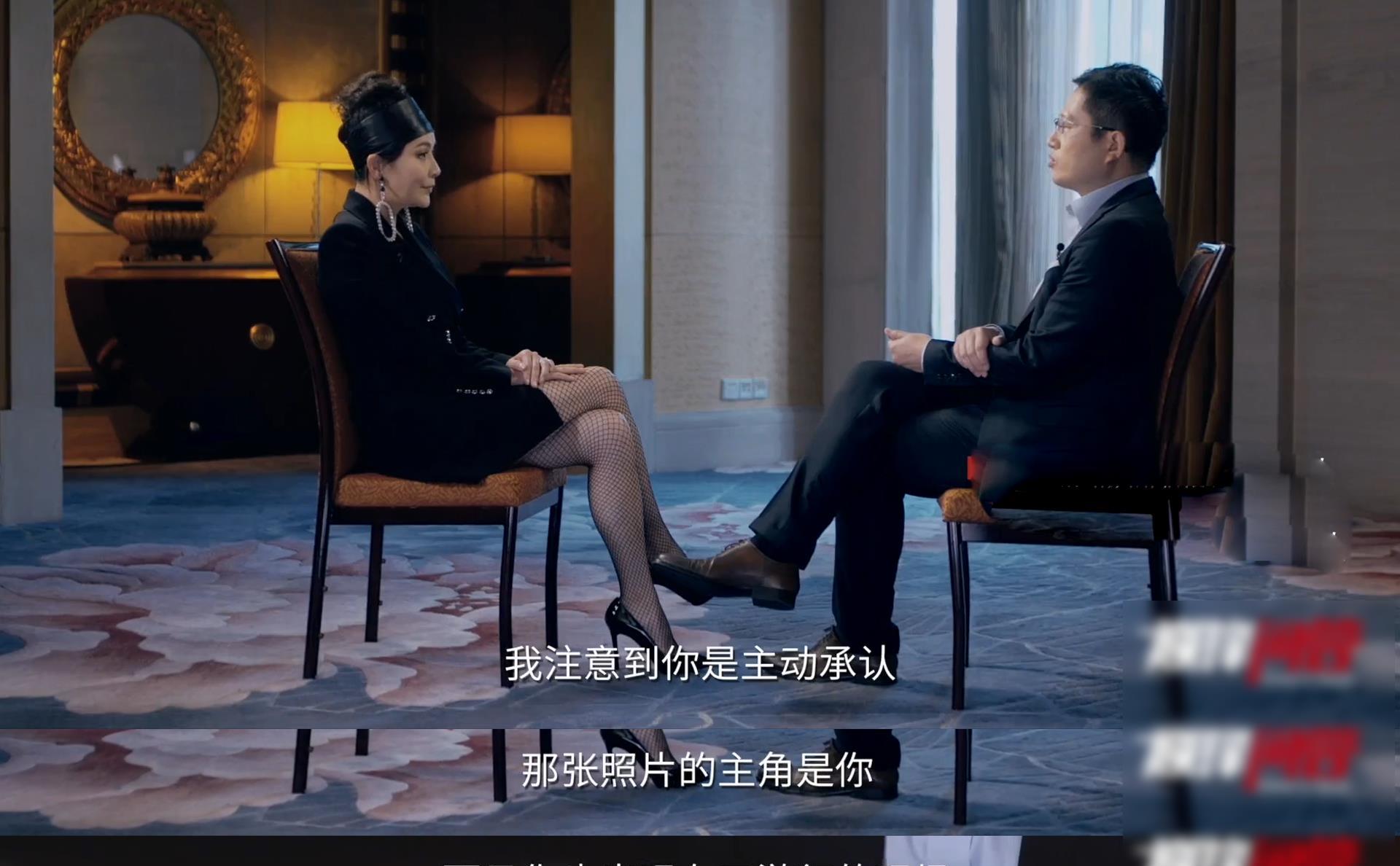 The exposure of Carina Lau's "indecent photos" triggered riots in the Hong Kong entertainment ...