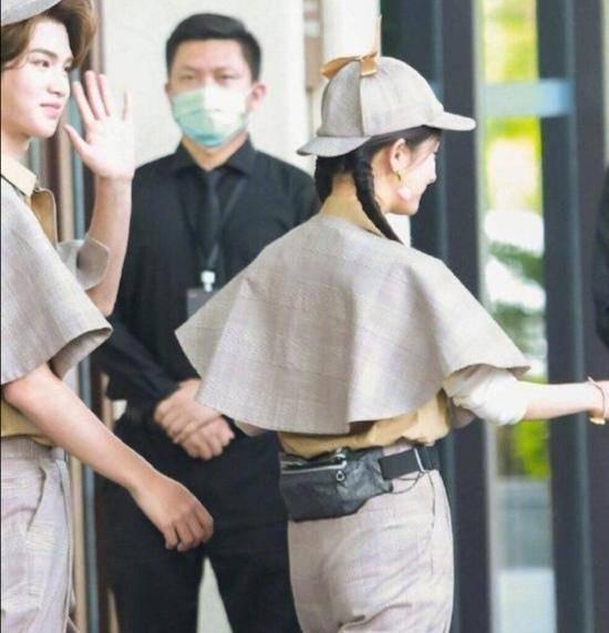 "Wig hair, fake height, fake butt" stars in the entertainment industry ...