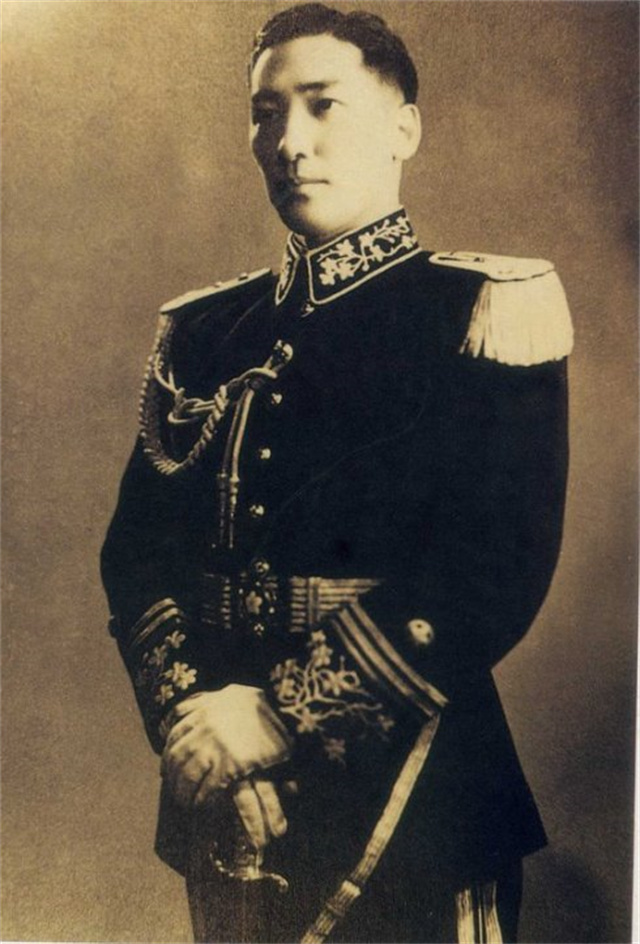 Chiang Kai-shek's favorite child is not his own!Who is Jiang Weiguo's ...