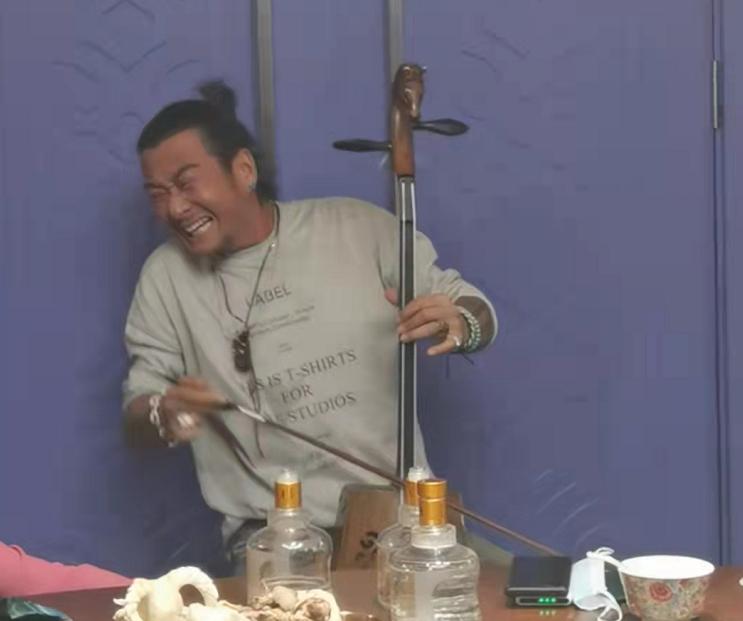 Sun Xing's recent situation is embarrassing. He has played too many ...