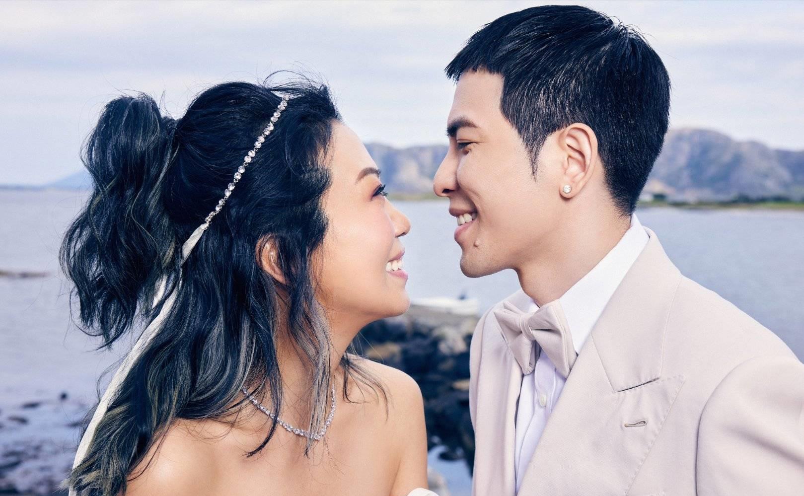 Jam Hsiao officially announced her marriage to her 50-year-old manager, but the woman clearly ...