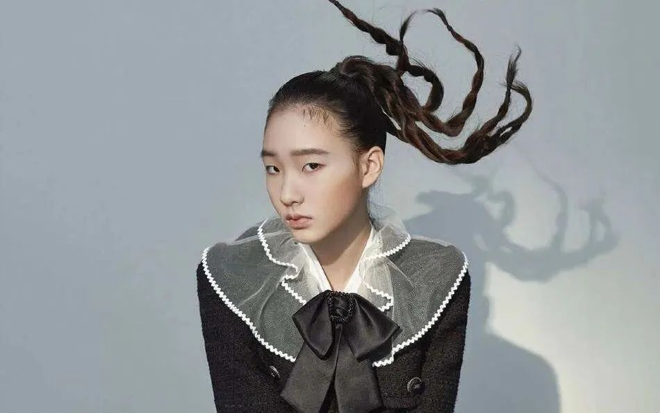 It was photographed, it is the Chinese horror ceiling - iMedia