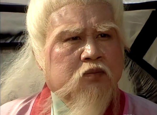 Why did Hong Qigong say that Dongxie had to give Ouyang Feng three ...