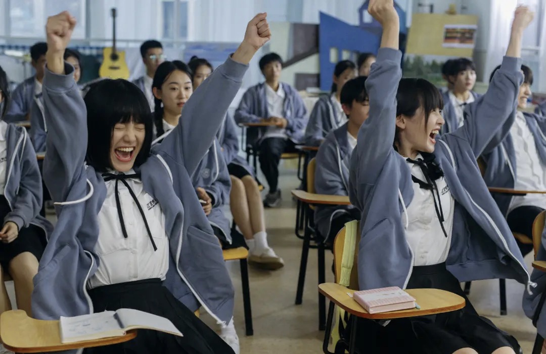 Zhou Yiran's school drama "When I Fly to You" will be aired tonight ...