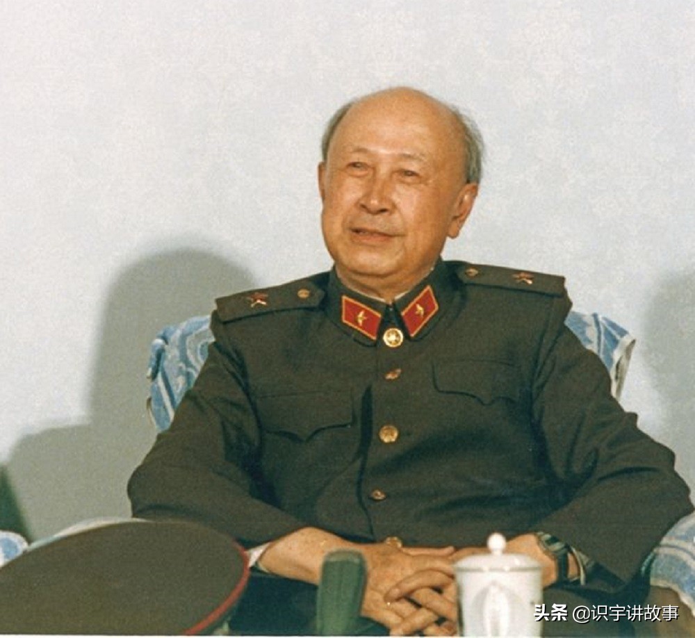 In 1955, Qian Xuesen was assigned a high-end car, and Nie Rongzhen said ...