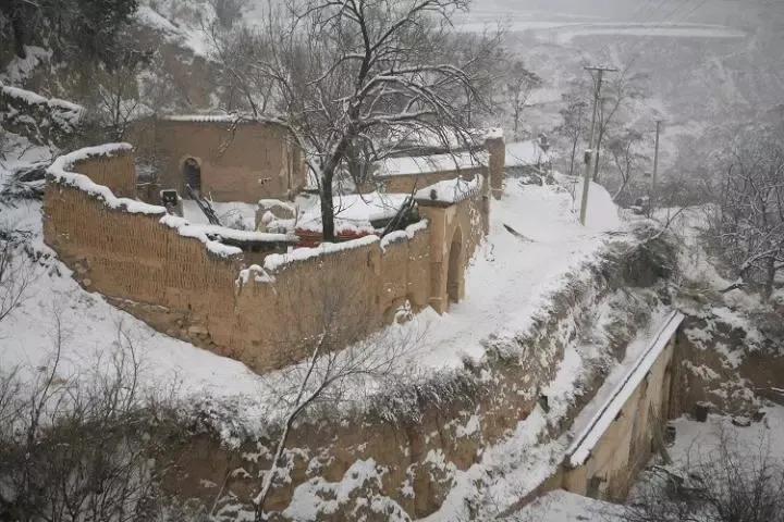 Fahai Temple: The horse farm that Li Shimin gave to Yuchigong, there ...