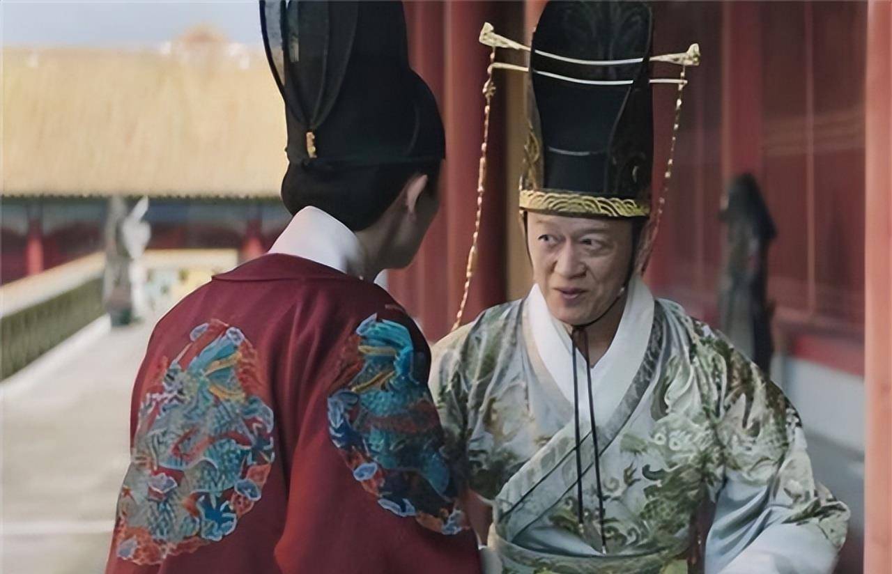 Why did the Ming Dynasty collapse as soon as Chongzhen killed Wei ...