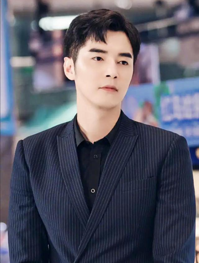 35-year-old Jin Shijia was revealed to have a child in a hidden ...