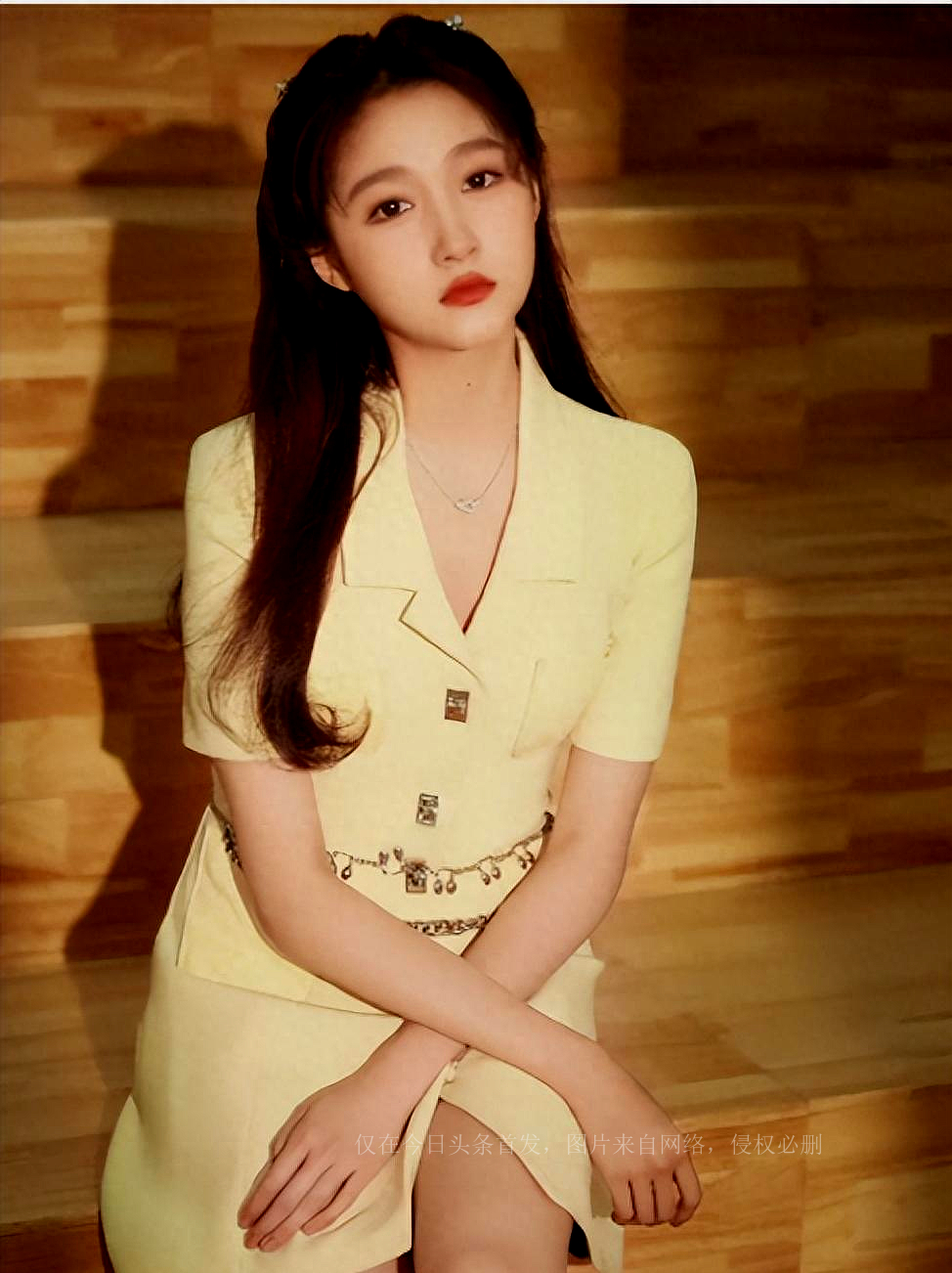 Facts have proved that Hong Huang, who is 62 years old, has already ...