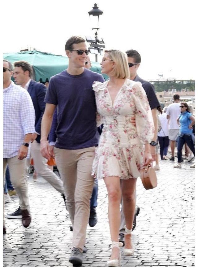 "First daughter" Ivanka appeared with her husband, wearing a floral ...