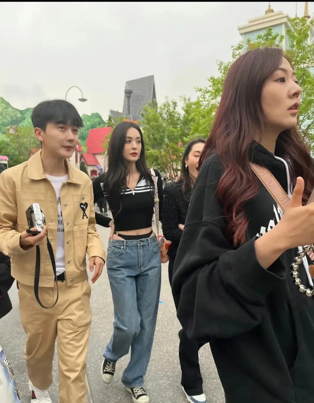 Gu Li Nazha wears bikini pants to cause controversy - iNEWS