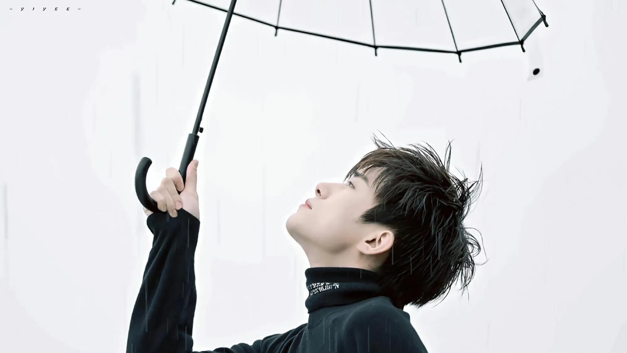 The statue of Yi Yang Qianxi was painted, the album "Liu Yanfen" was ...