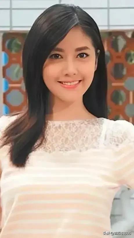 Taiwanese pure goddess Han Yu - iNEWS