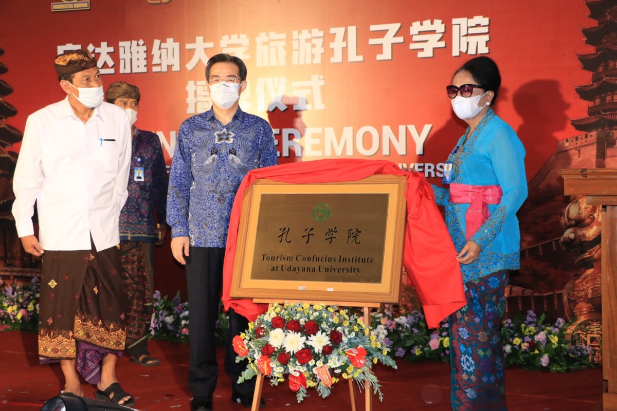 Chinese boom in ASEAN: from "popular" to "real" - iNEWS