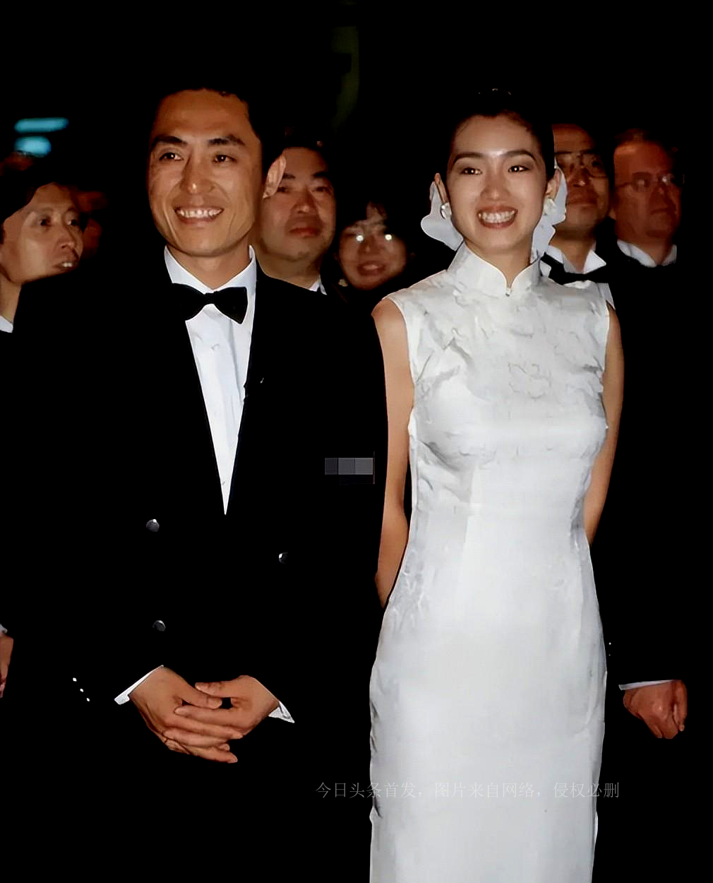 Zhang Yimou's love history: He had been in love with Gong Li for 8 years, but he married a wife ...