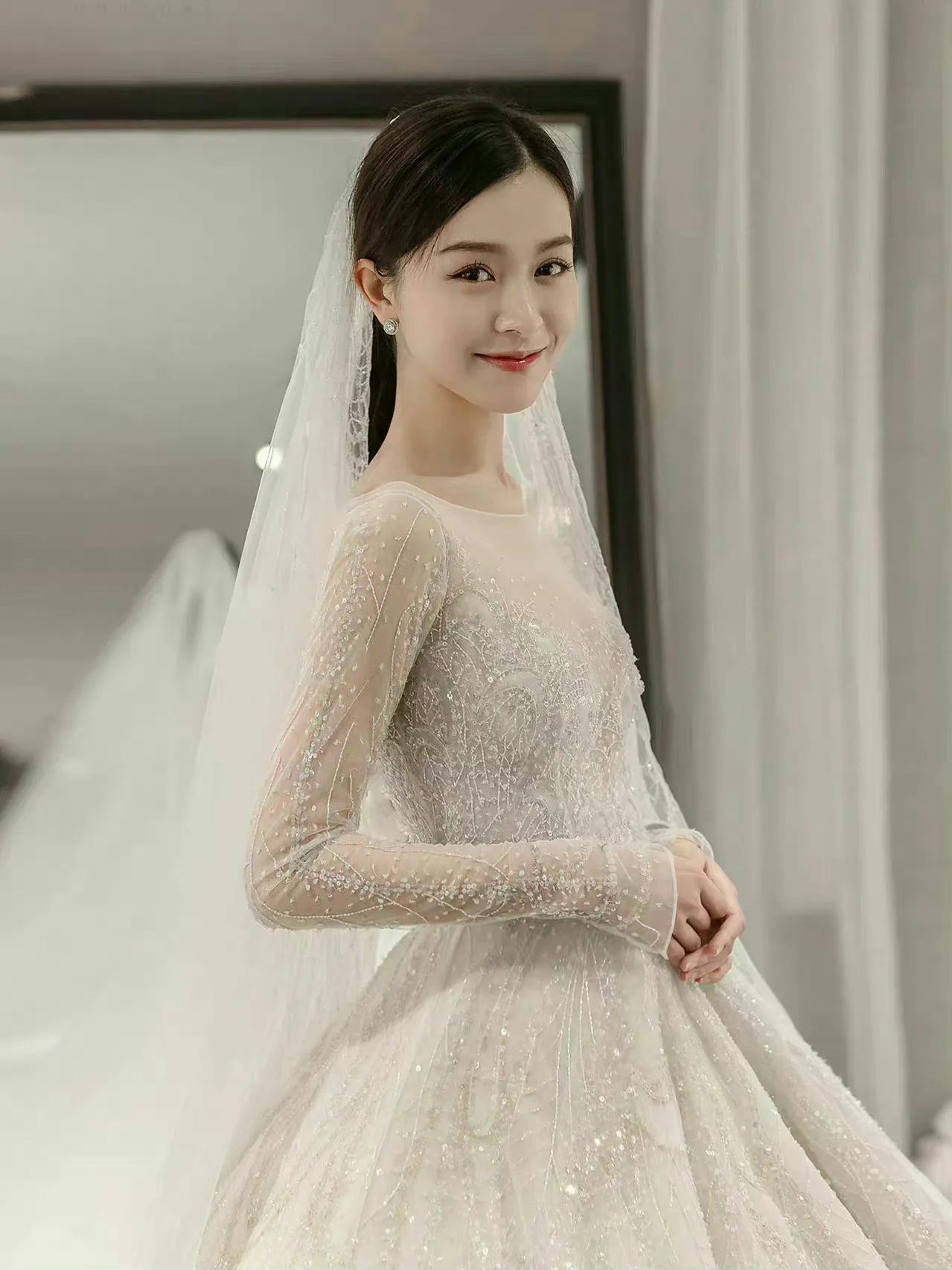 New generation Hong Kong star Janice Man - iNEWS