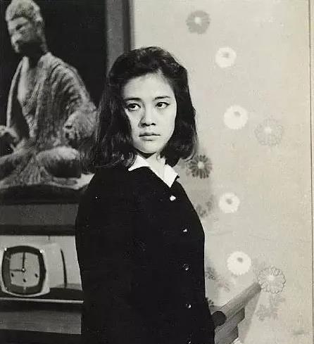 Gui Yalei: Married to her first love husband, gave birth to two ...