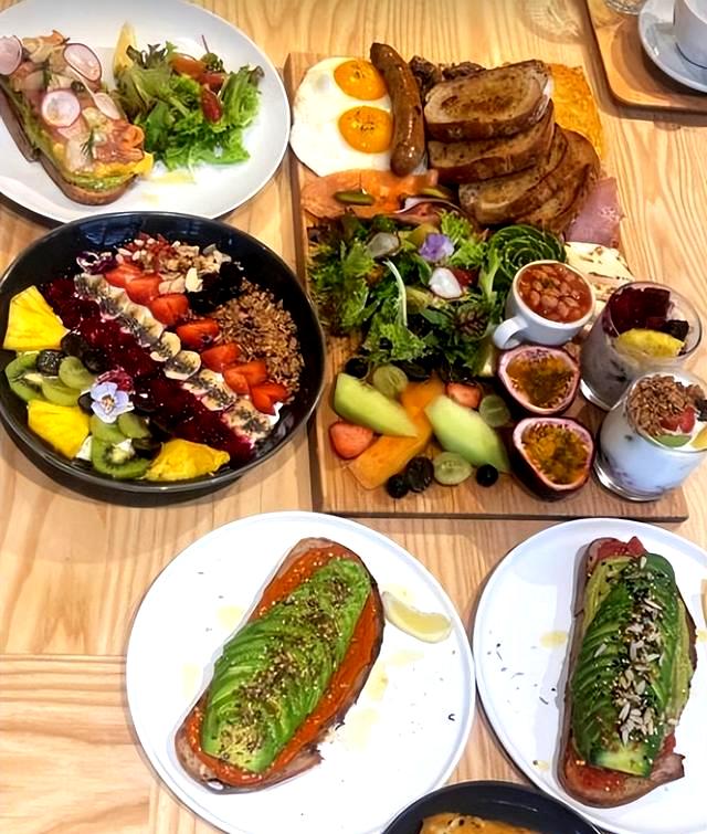 Pace Wu appeared in a luxury hotel in Saipan and spent sweet time with ...