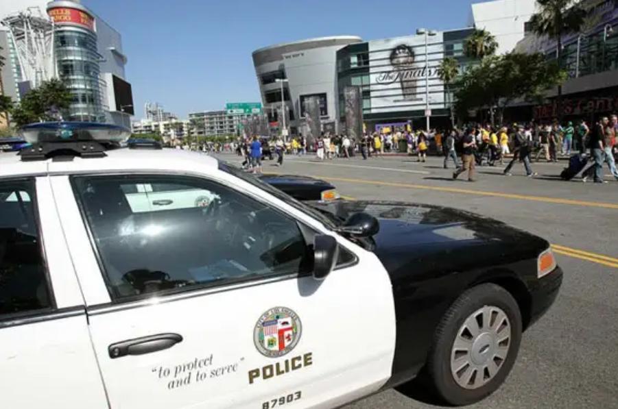 In 1992, the black riots in Los Angeles, Koreans set up guns on the ...