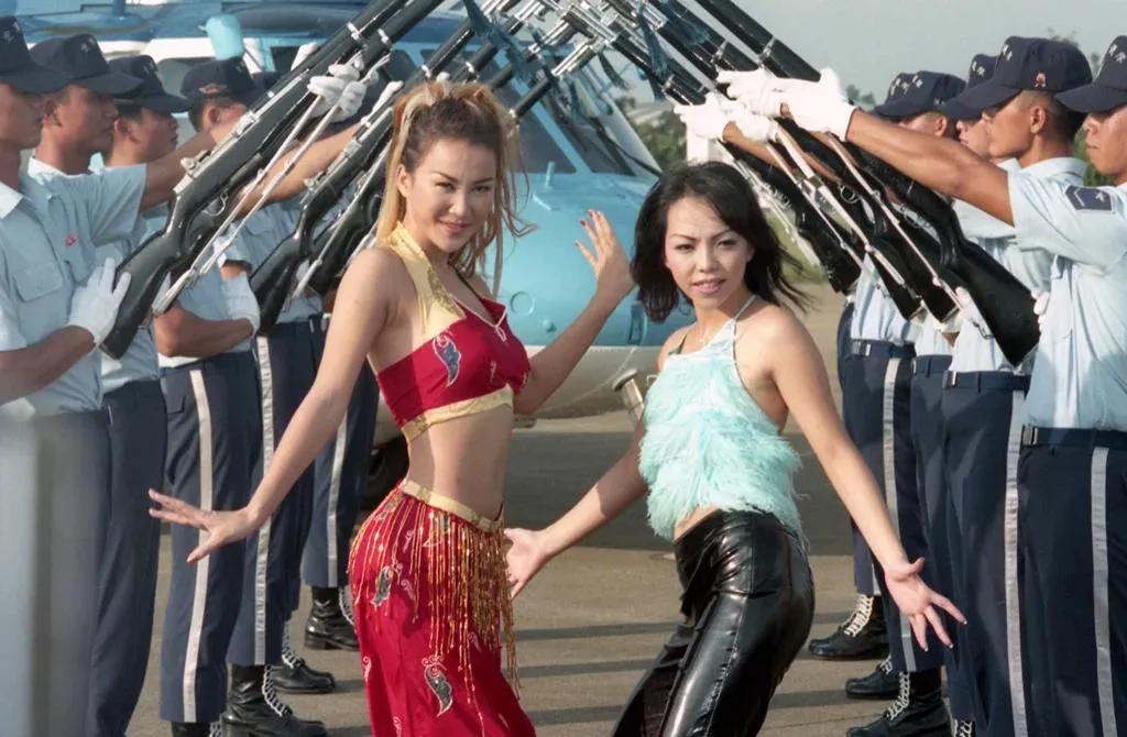 Coco Lee once dated Zhang Ruizhe, and wentssip about the love of his younger sister and younger ...