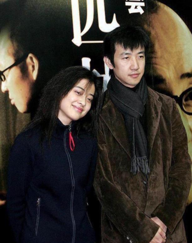Getting together with Mei Ting and Li Xiaoran, 54-year-old Yan Po took ...