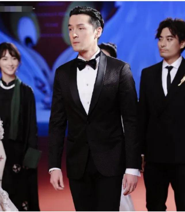 Yan Yalun, Huang Zijiao, Zhao Liying, Hu Ge Lei Jiayin, Bai Jingting ...