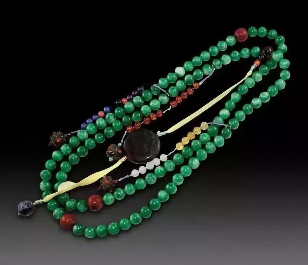 Three "Bai Fumei" in the jade world: the first jade collection filled ...