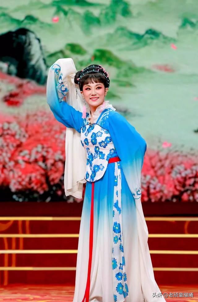 Yang Jun of the Five Golden Flowers in Huangmei Opera: I miss the ...