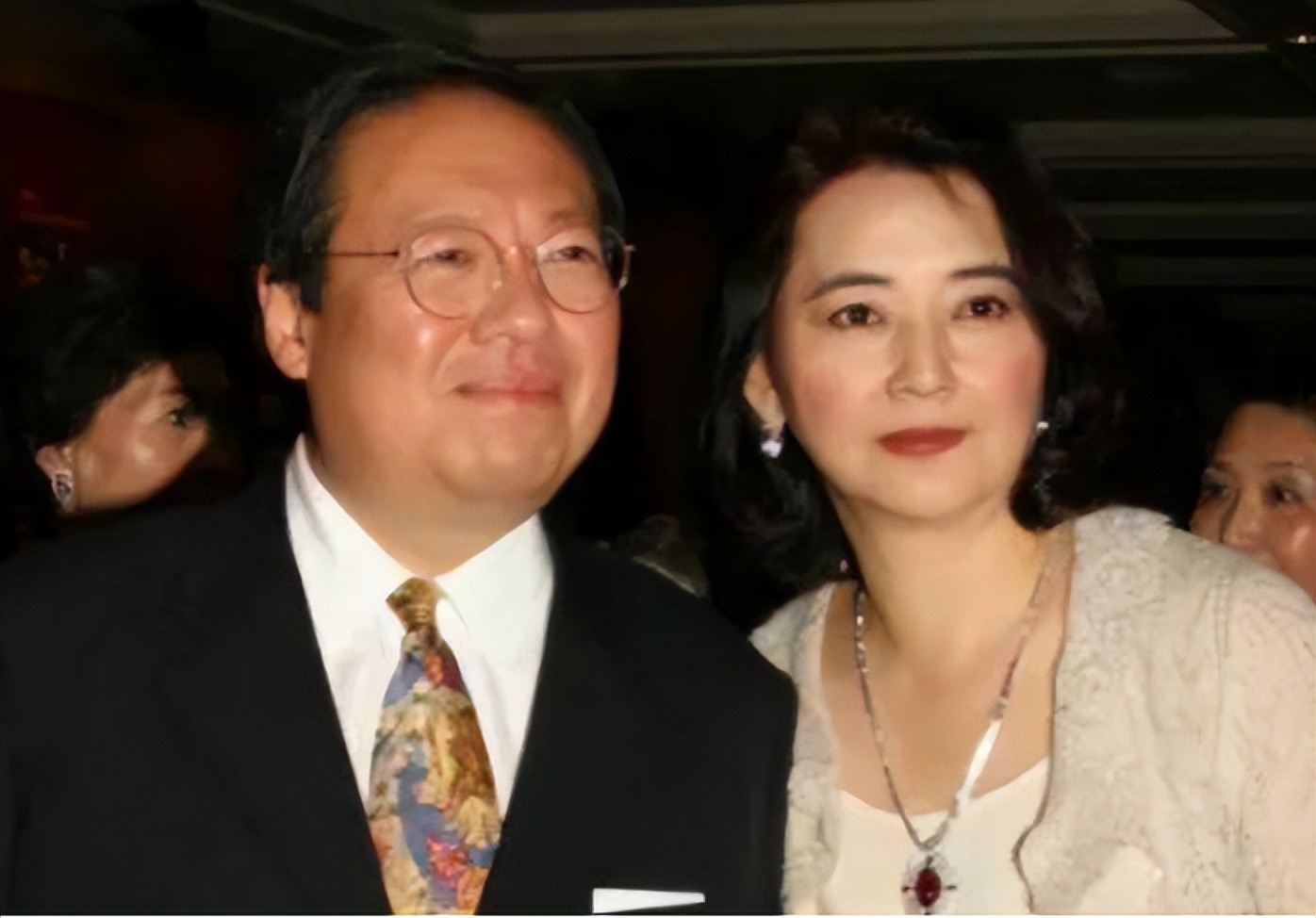 Why did Hu Huizhong, who was infatuated with the gang boss Tang ...