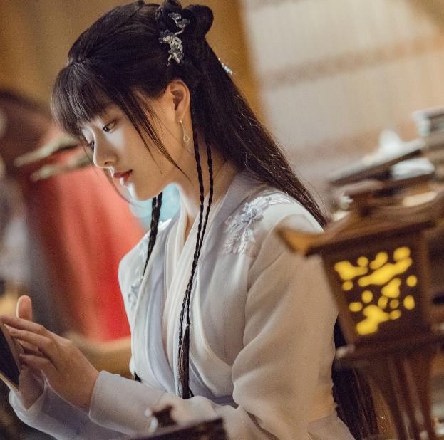 Yu Guyao: Zhu Yan desperately took the seven-star lamp for Shi Ying ...