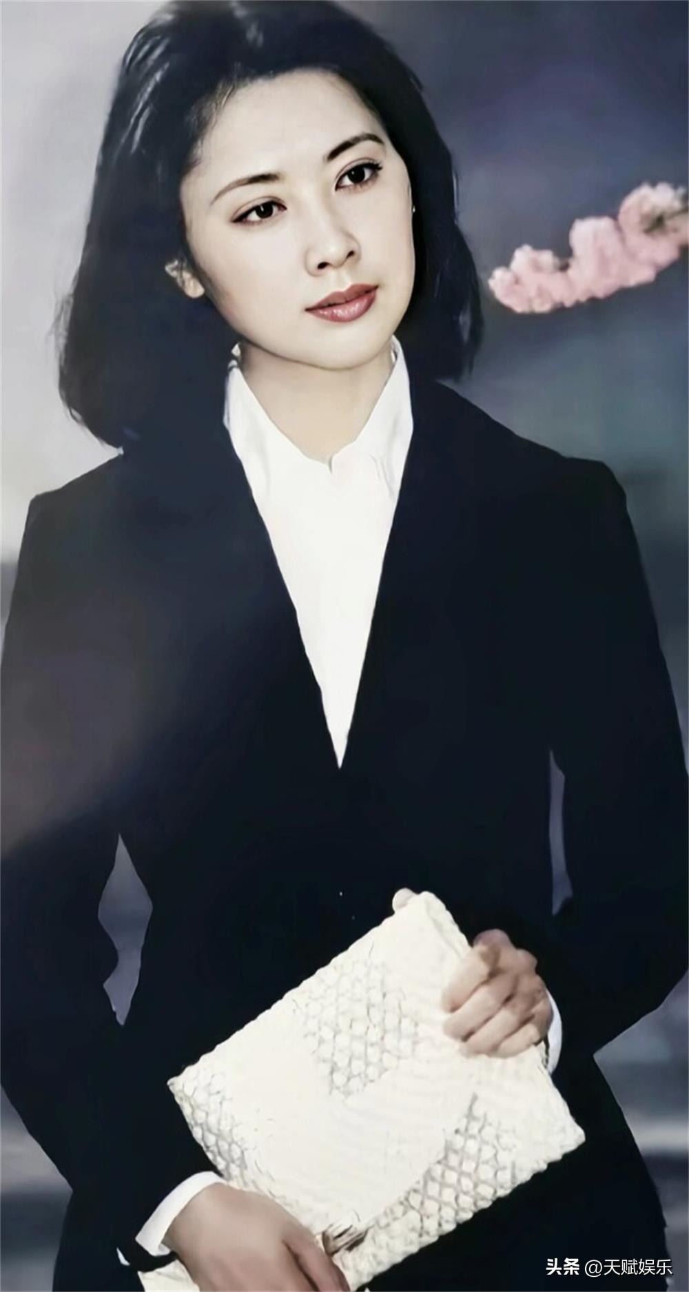 The 2023 version of the national first-class actor Zhu Lin's beautiful ...