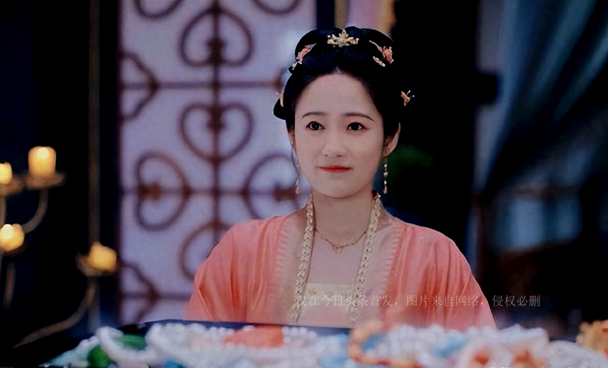 Who stars in the Seventh Young Lady in New Life Begins? Tang Meng's drama throws her face away ...