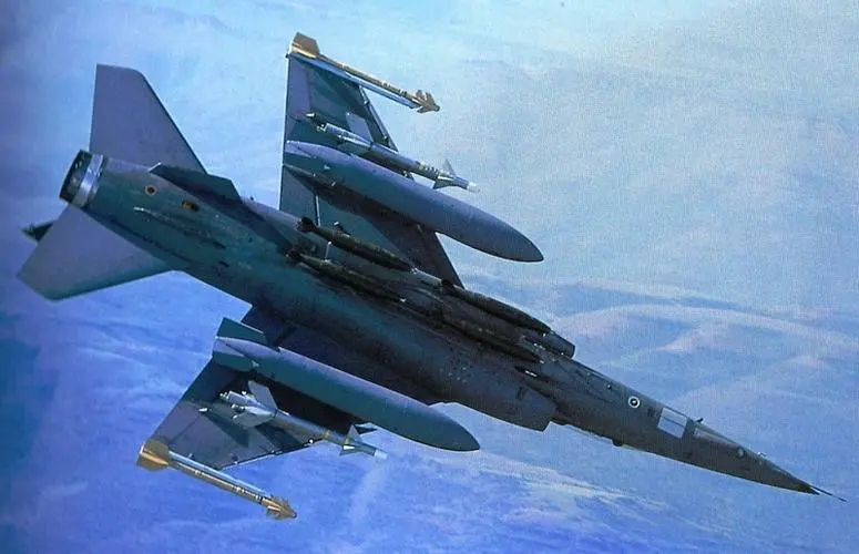 In the Iran-Iraq War, the showdown between F-14 and Mirage F1 - iNEWS