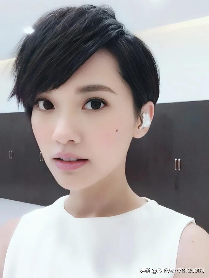 Li Ronghao celebrated his wife Rainie Yang's birthday in advance ...