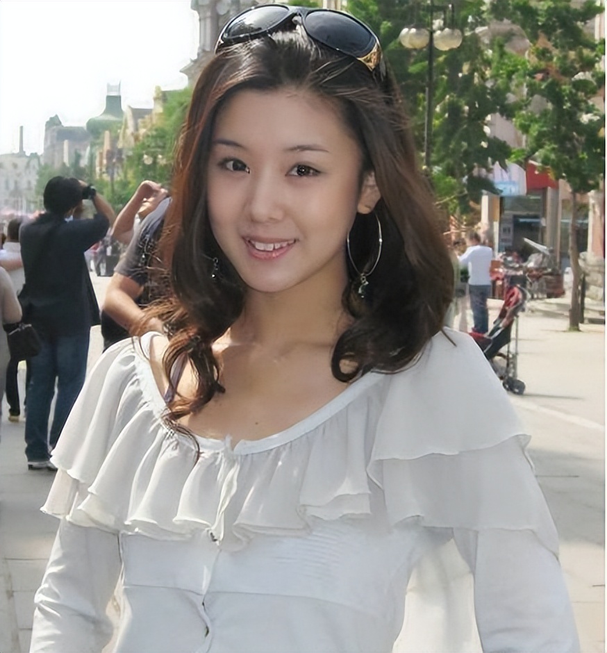 Known as the "cleanest" actress in the circle, she married a brother at ...