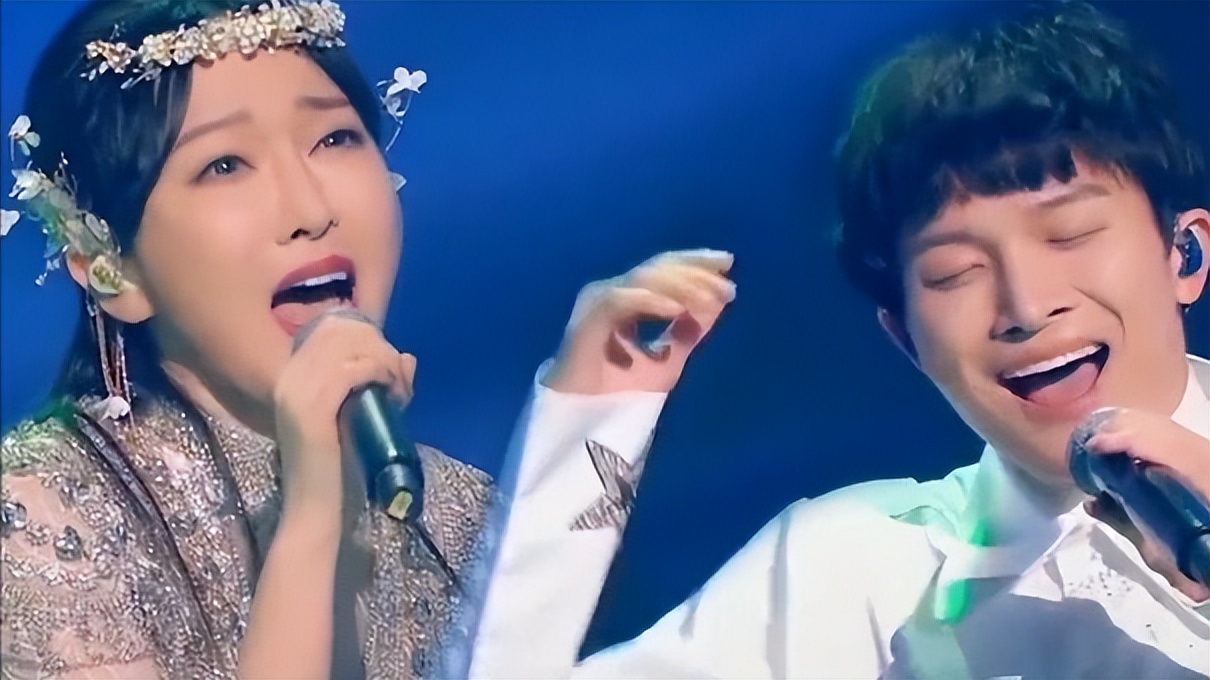 Sa Dingding, who was holding the microphone instead, how many fake ...