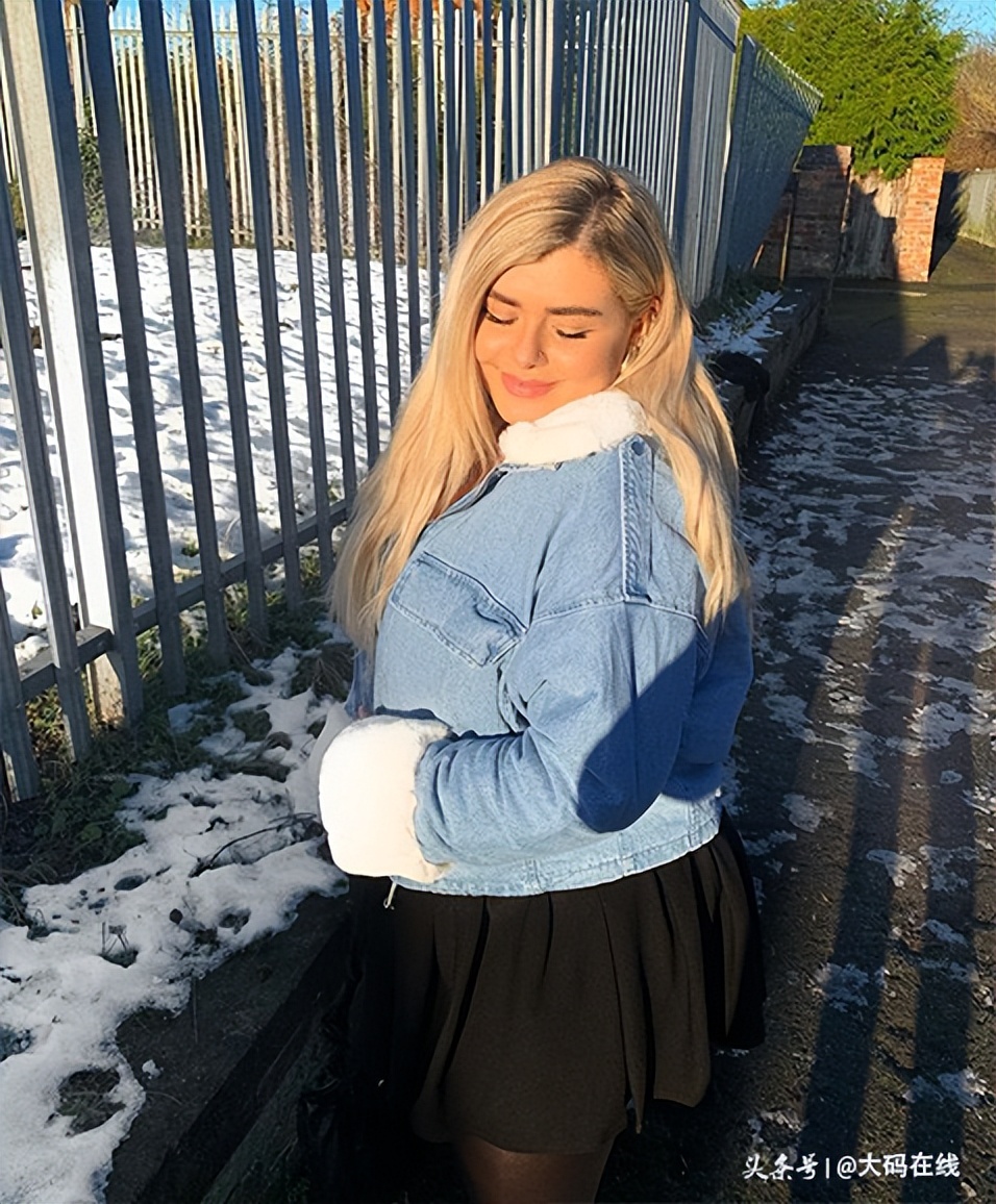 British plus-size model Isabel Nicholls Nall (Isable·Nicholls·Nall ...