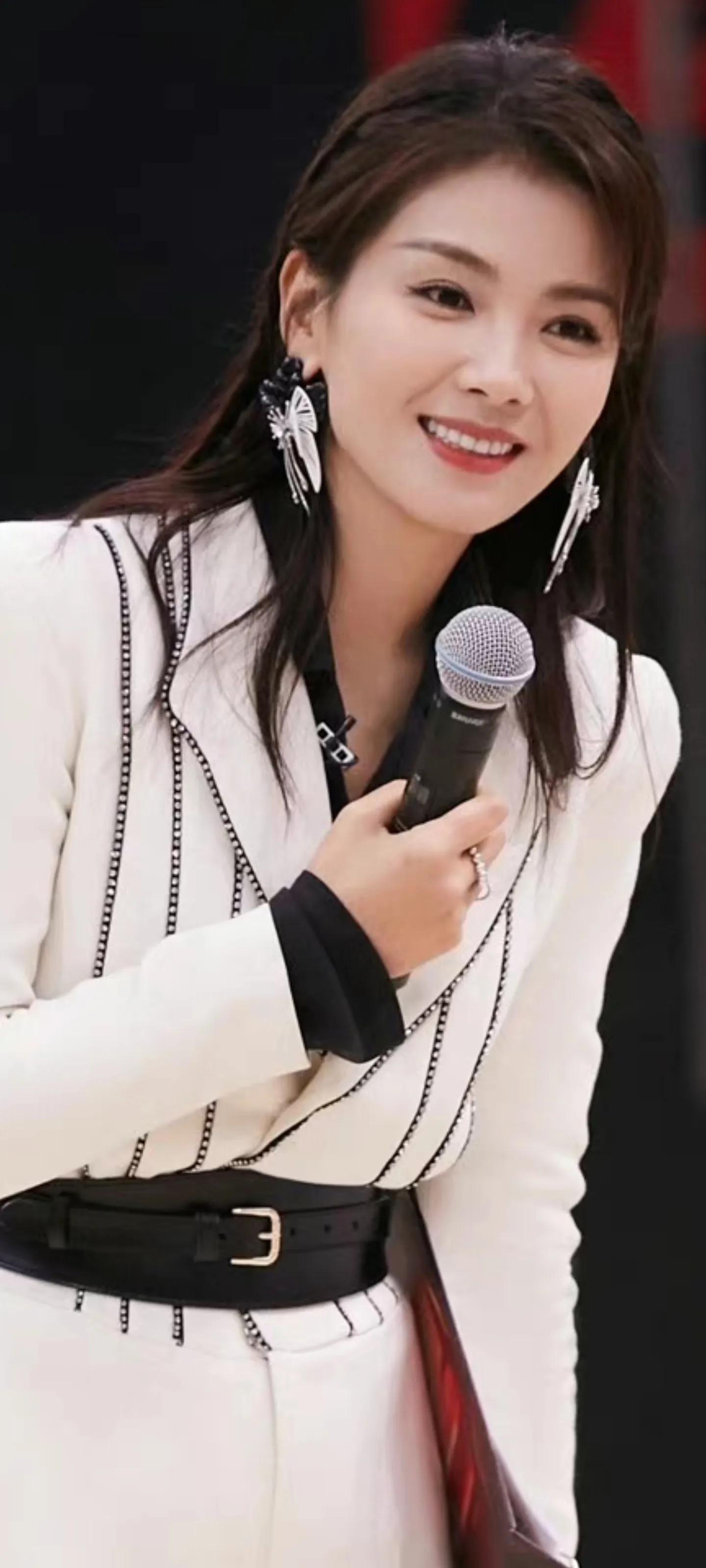 Mature domineering lady——Liu Tao - iMedia