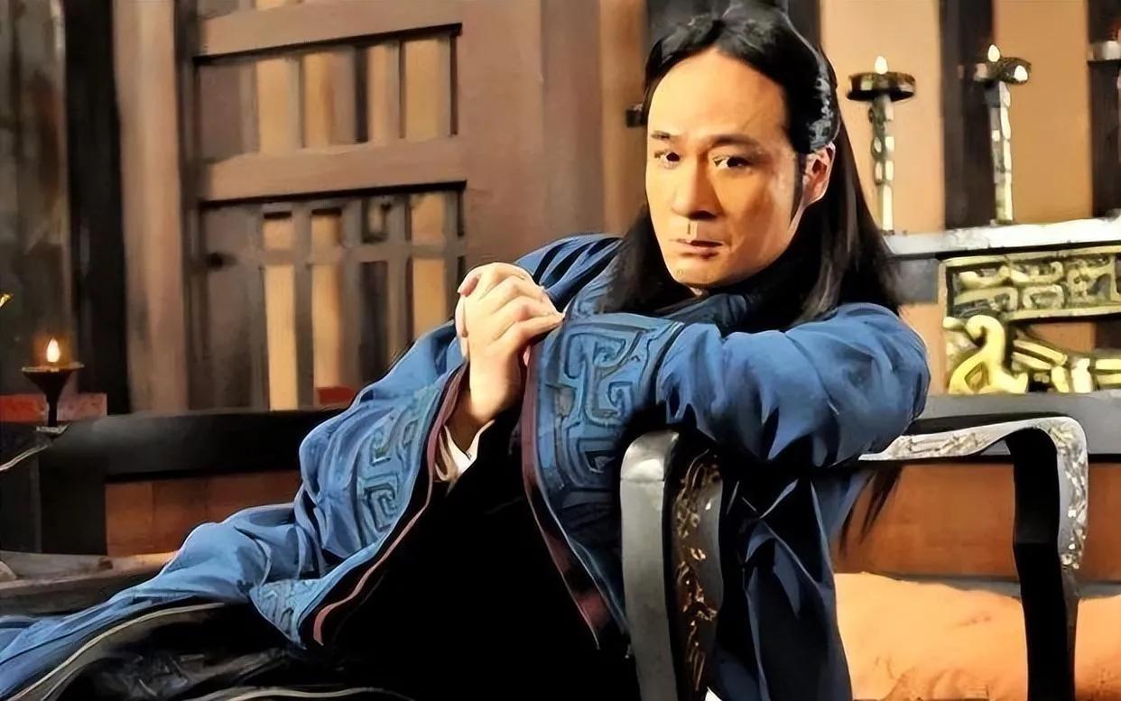 Pang Juan was jealous of his senior brother Sun Bin and dug out Sun Bin ...