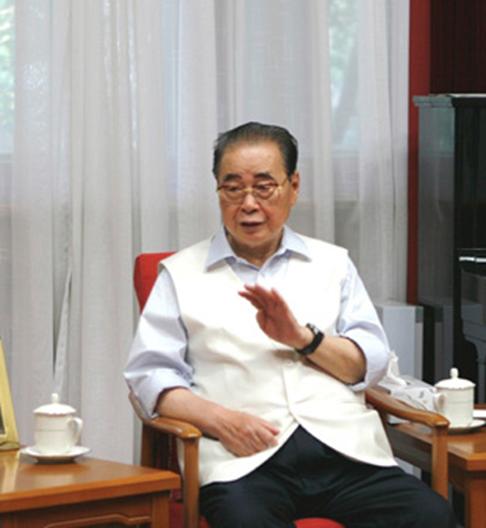 In 2004, Li Peng wrote an article recalling Deng Xiaoping: He will ...