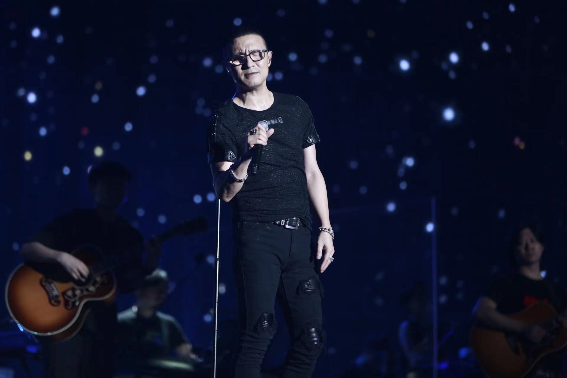 Wang Feng's Music: Let People Find Solace and Strength in Life - iMedia