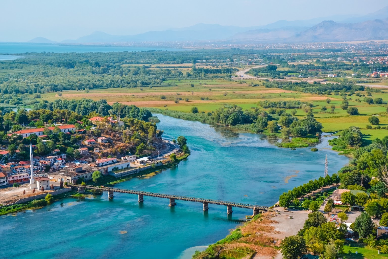 Before the introduction of Islam, what were the characteristics of the ...