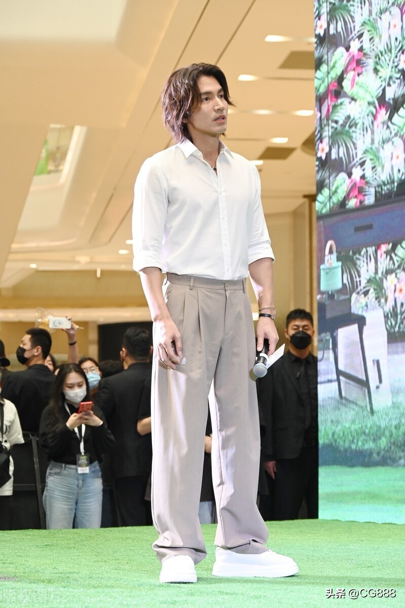 Jerry Yan participated in a brand event in Shanghai - iNEWS
