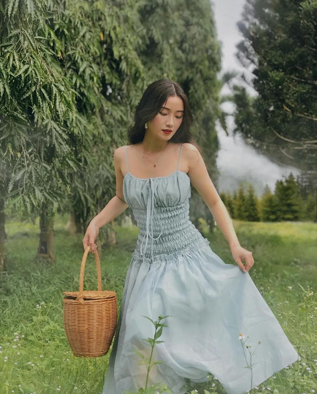 Share fashion blogger (forest department) - iNEWS