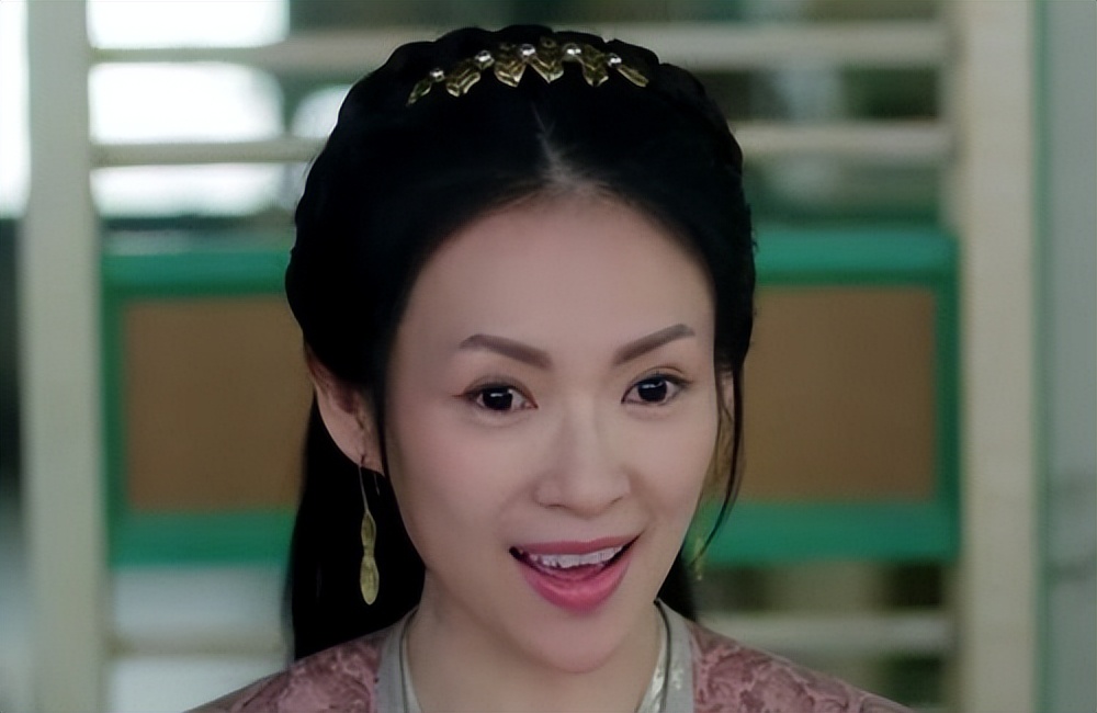 Blind eyes! 70-year-old Liu Xiaoqing plays "Daughter" in a new play ...