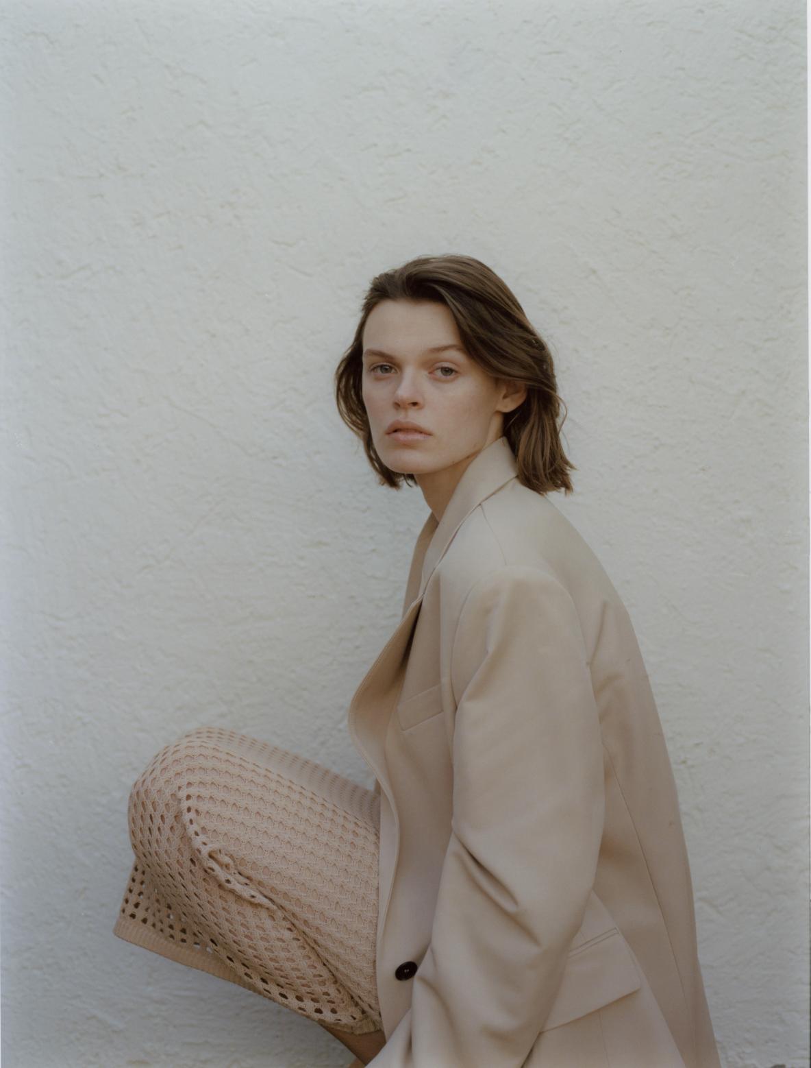 Appreciation of the works of fashion photographer Josep Moreé - iMedia