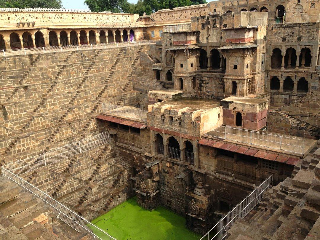 Caste distinguishes high from low? Where does the gap between different ...