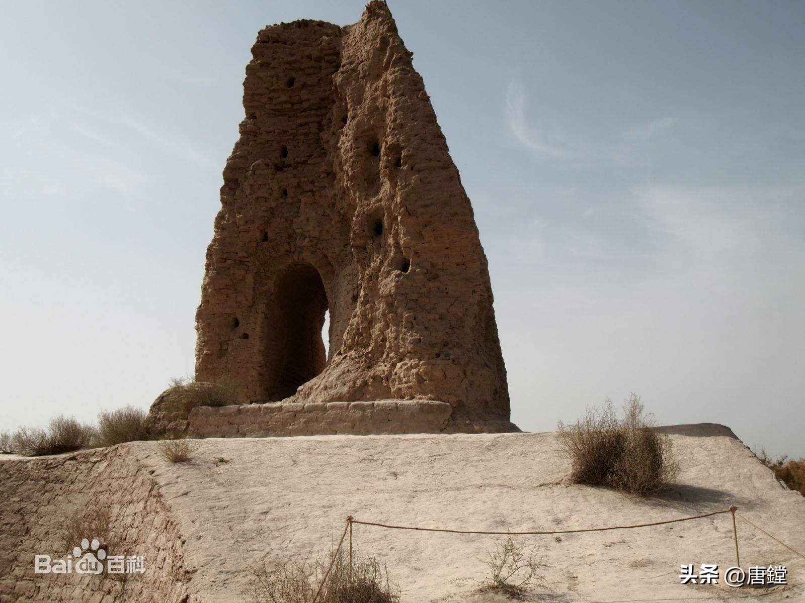 The thousand-year-old desert city, the magnificent miracle of Suoyang ...