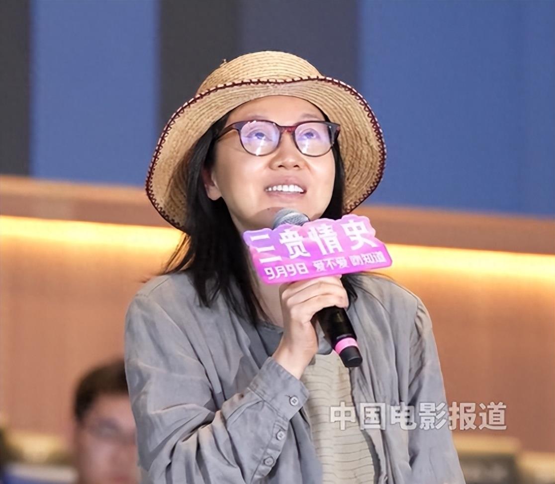 52-year-old Yan Ni dare not recognize her without makeup! The skin is ...